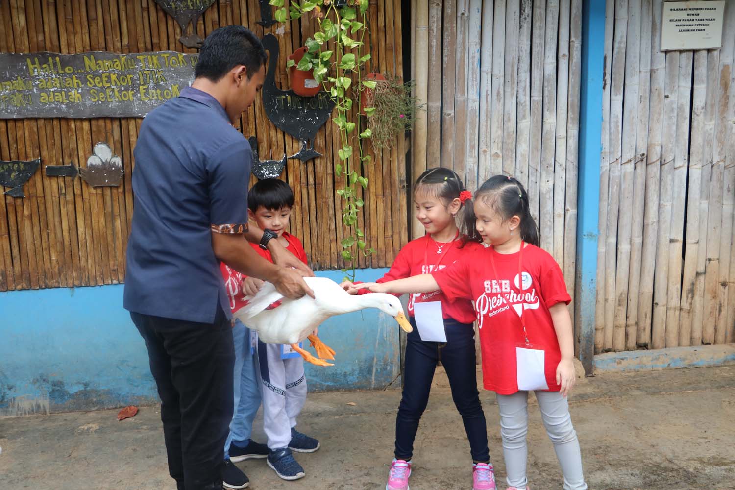 Kindergarten B Fieldtrip to Learning Farm- Ecopark, Ancol - Sekolah ...